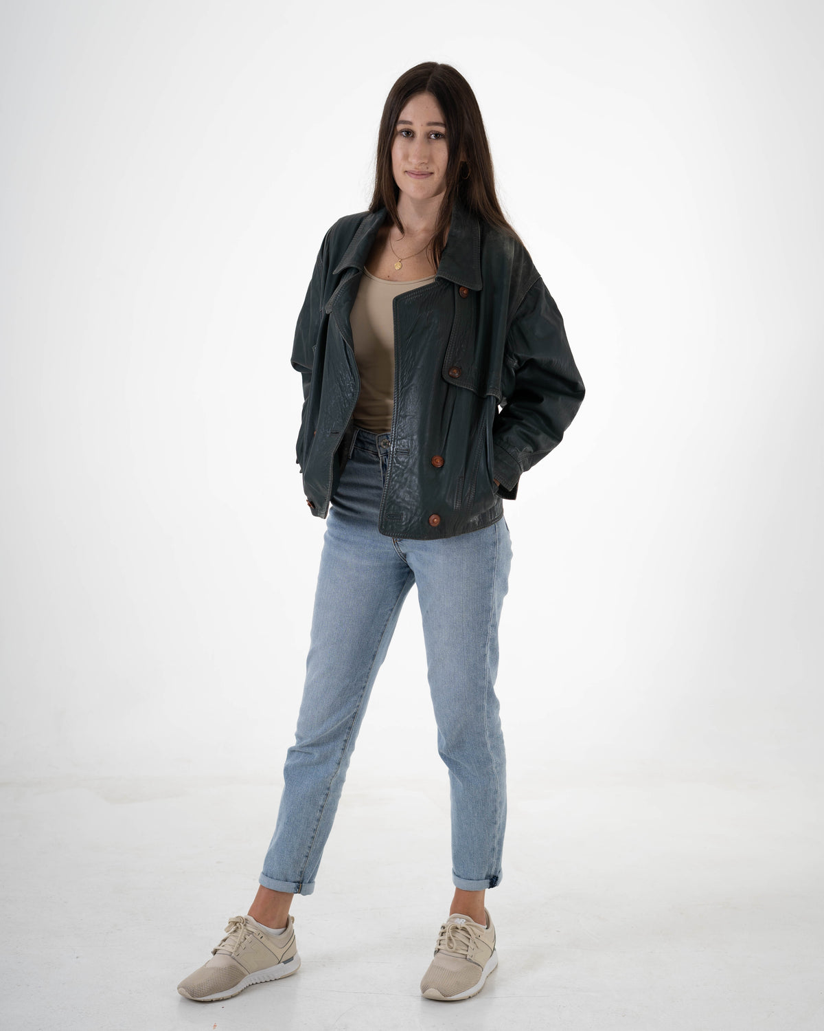 THE LIV STORE — THE LIVSTORE